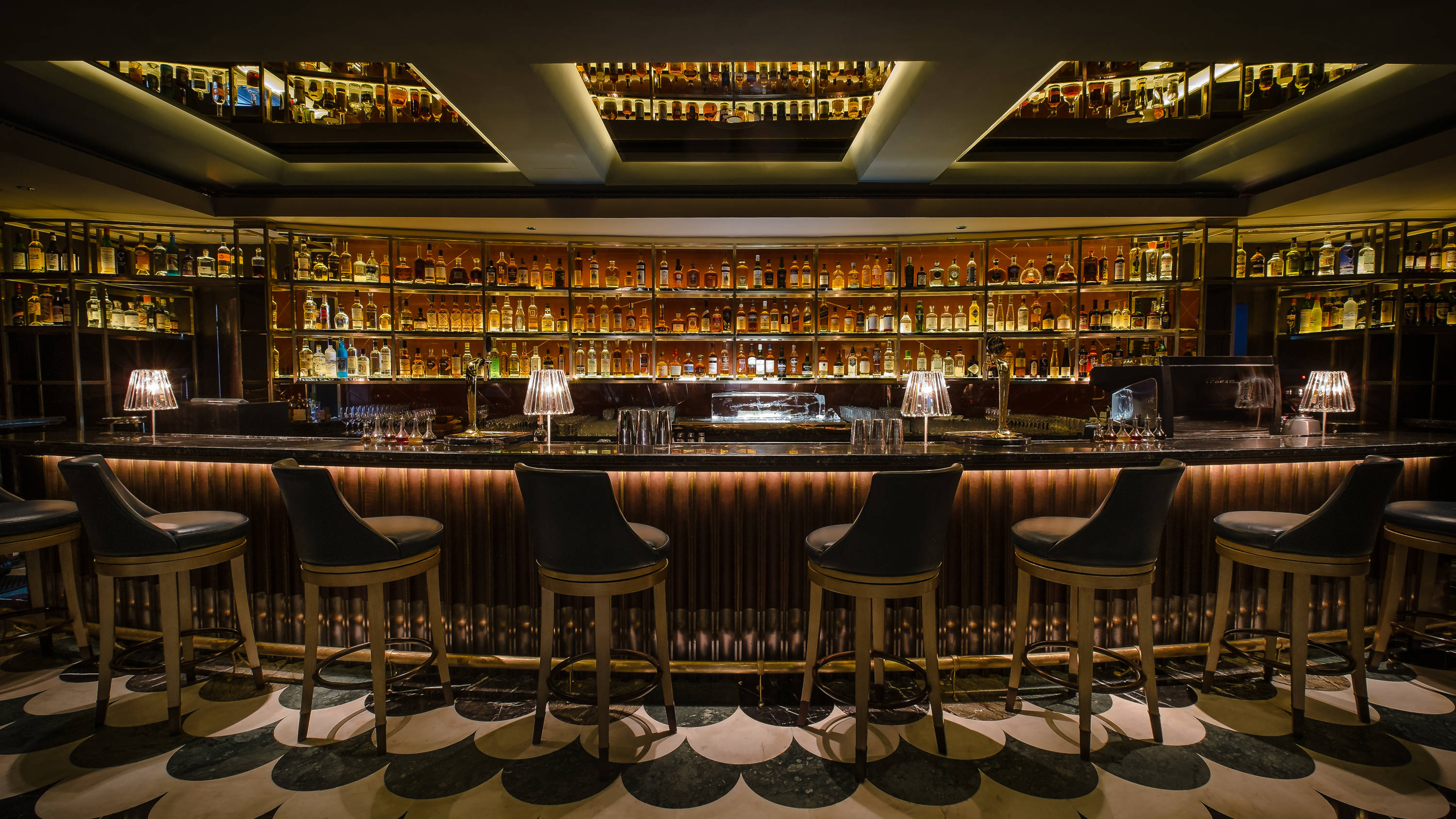 Dining & Drinks | Conrad Singapore Orchard